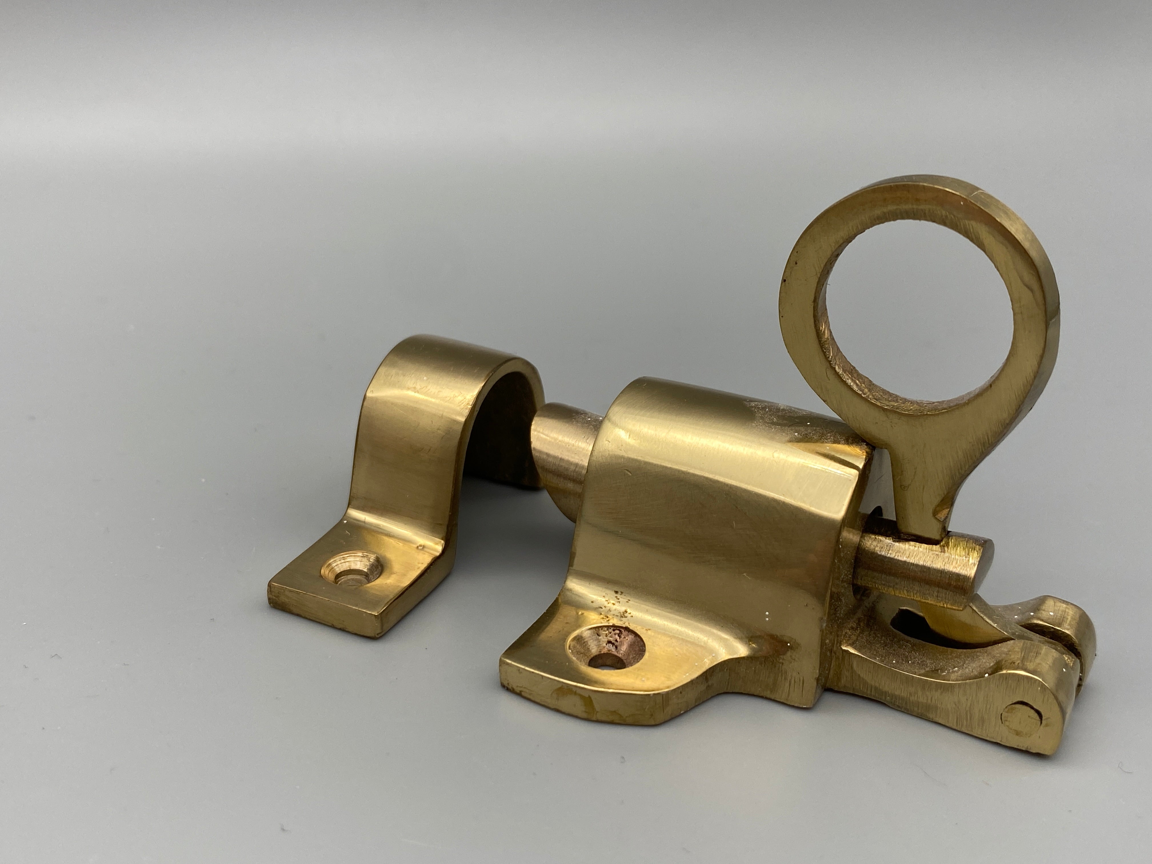 Sash Window Hardware & Fittings supplier UK- Blue Finch Interiors
